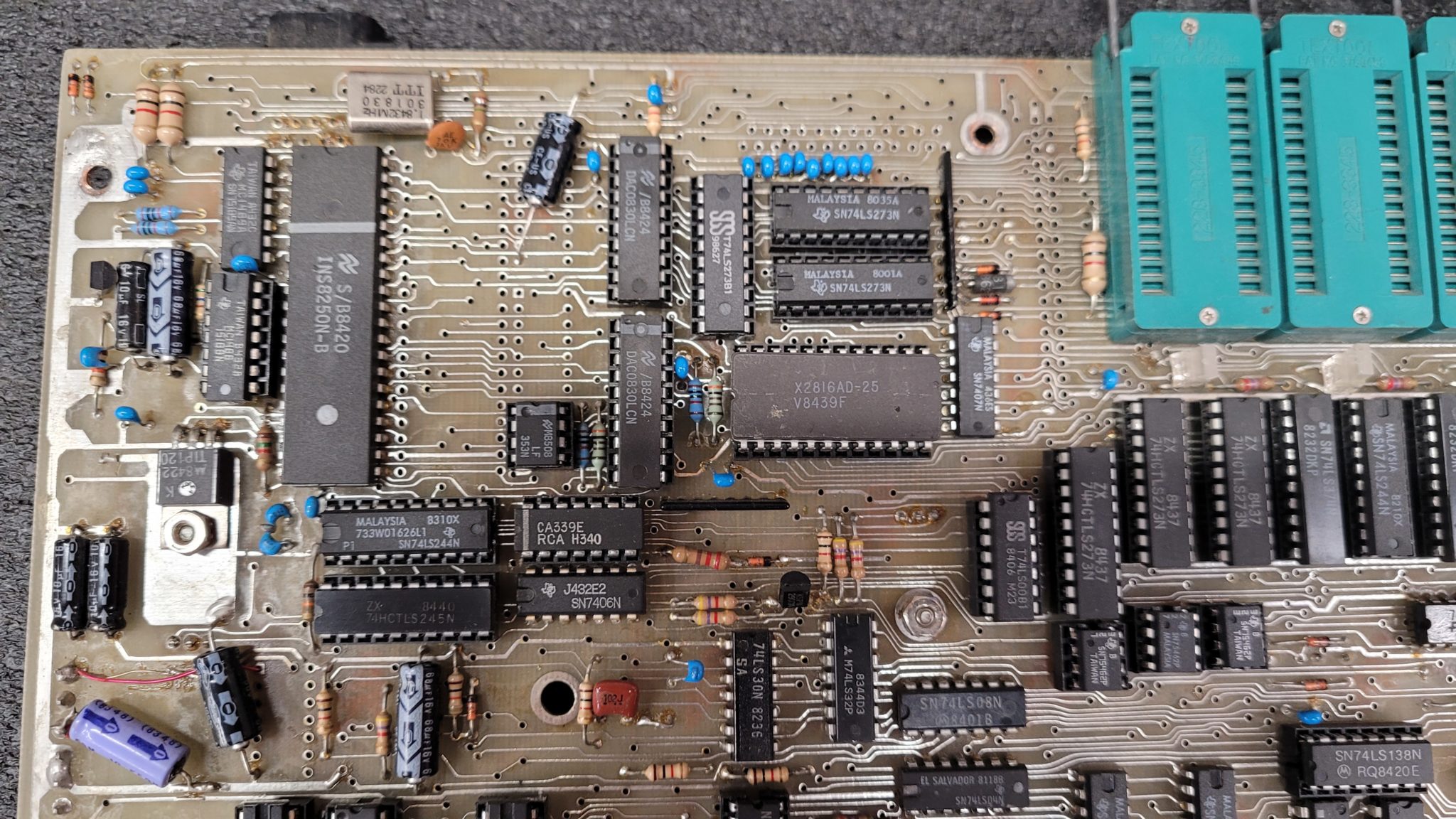 Bytek S125 Eprom Prom Gang Programmer Teardown - Steven Rhine - Rhine ...